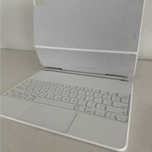 Mackintosh | Tablets & Accessories | Magic Keyboard For Ipad Pro 3 Inch ...